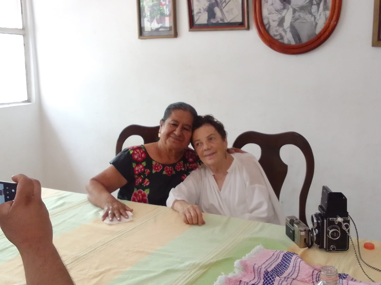 Graba Graciela Iturbide su nuevo documental en Juchitán | NVI Noticias