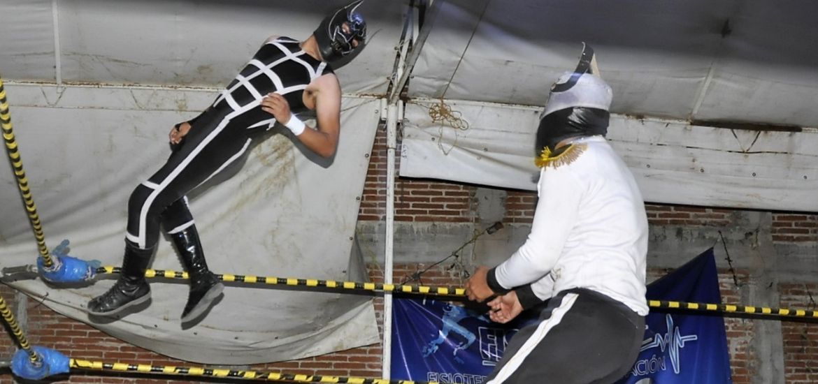 Pirata Morgan Jr hizo de las suyas en la arena Pepe Cisneros | NVI Noticias
