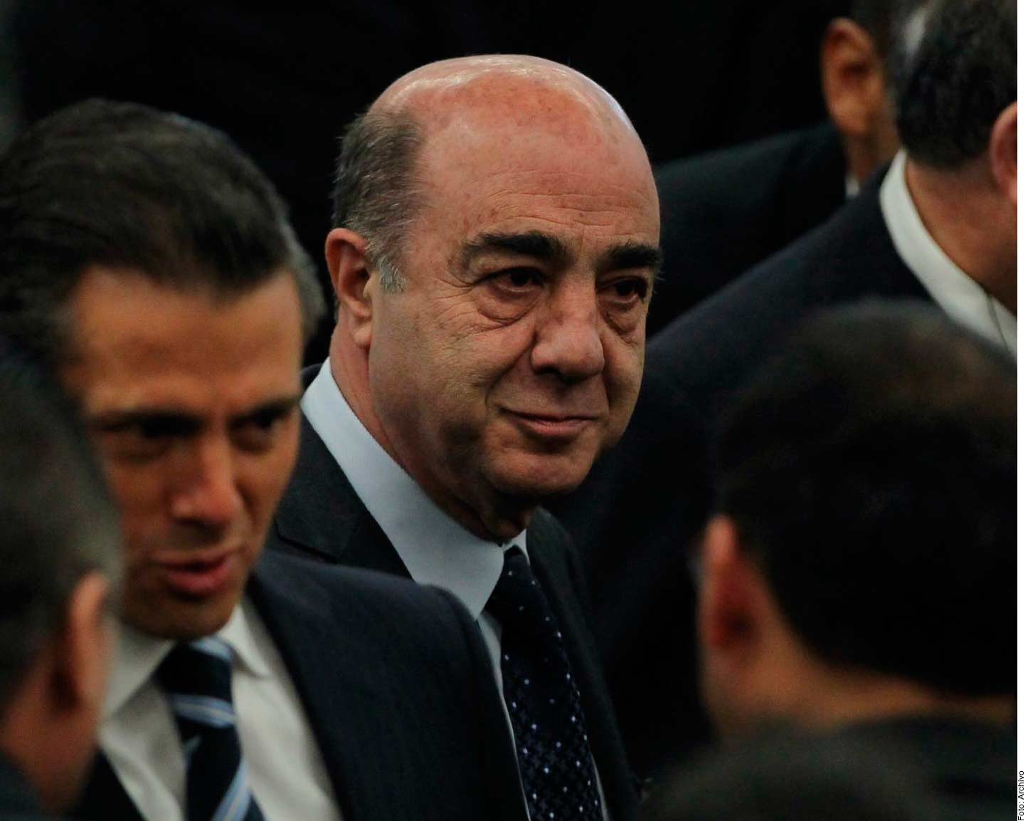 Piden condena de 82 años para Murillo Karam por el Caso Iguala | NVI ...