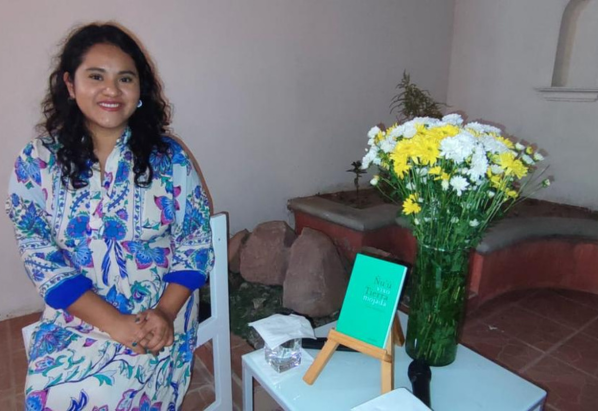 Nadia López, poetisa mixteca, presenta para Oaxaca: "Tierra Mojada ...