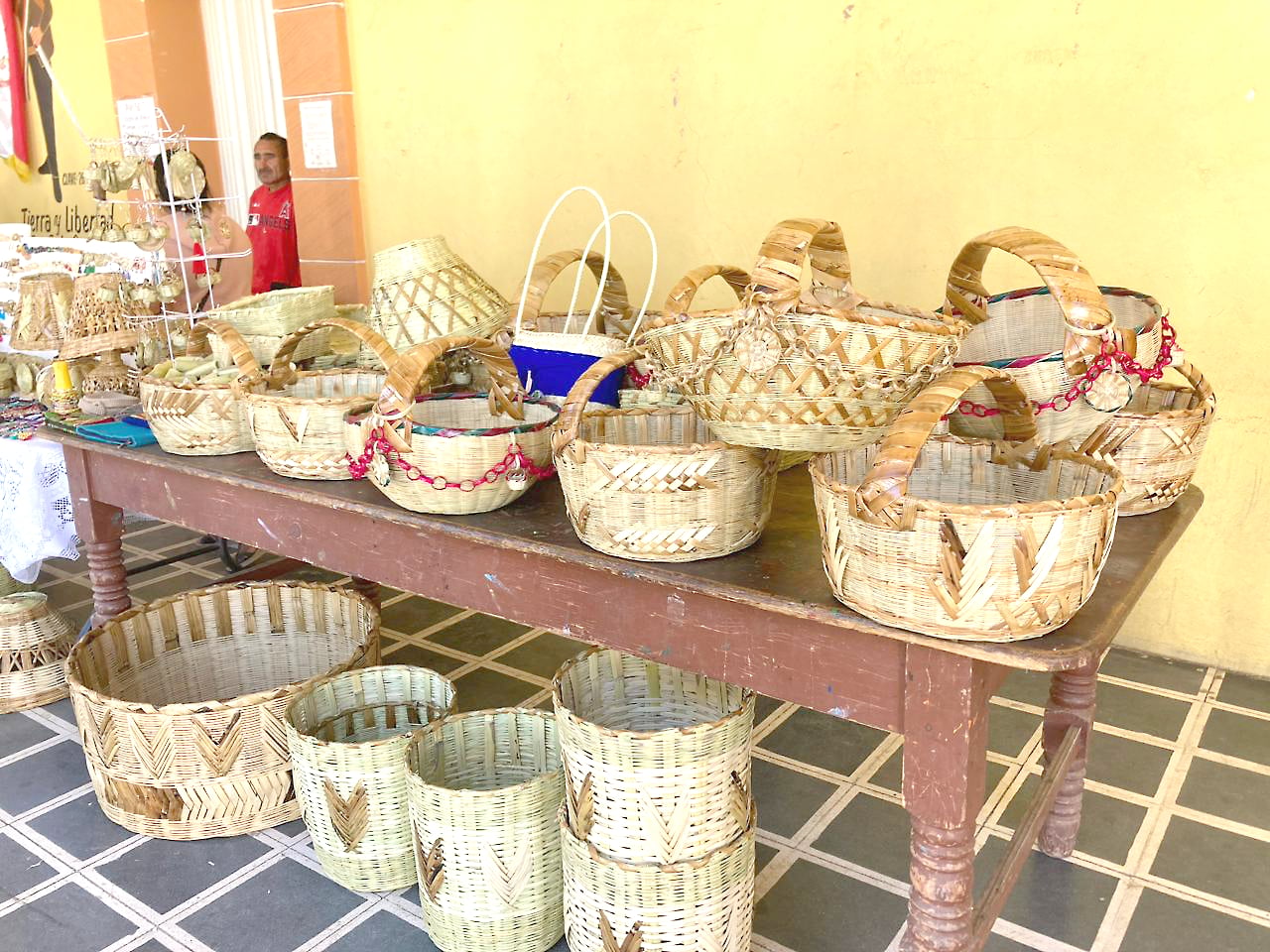San Juan Guelavía, Oaxaca, deslumbrante por sus artesanías en carrizo ...