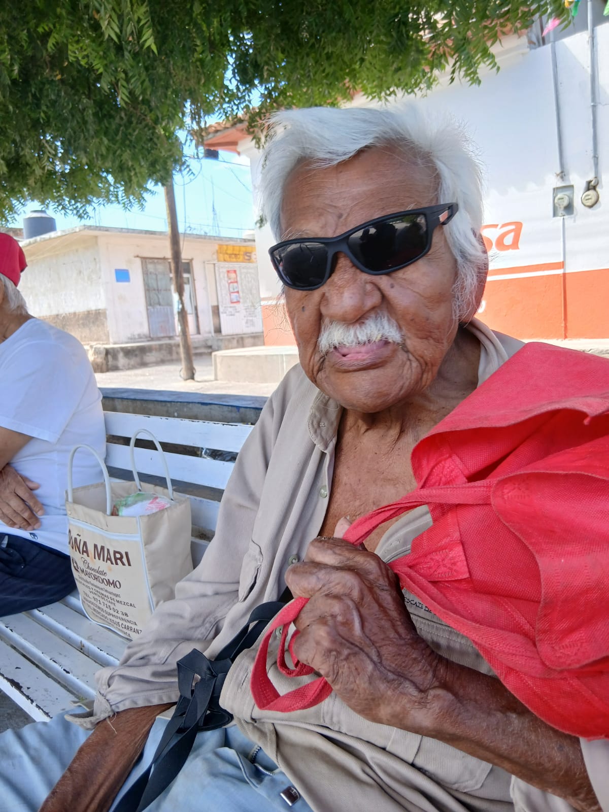 A sus 91 años, el "Negro Laido" vive en el olvido | NVI Noticias