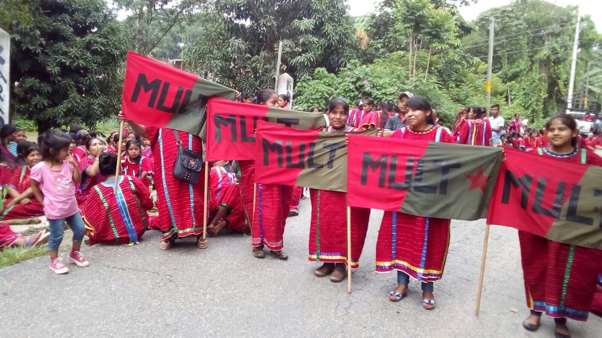 Velan armas en la región Triqui de Oaxaca | NVI Noticias