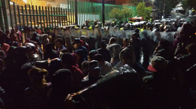 Confirman fuga de tres reos del penal de Barrientos | NVI Noticias